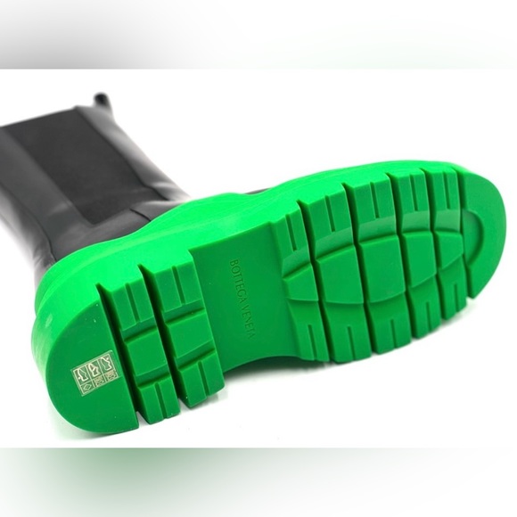 Bottega Veneta | Shoes | Bottega Veneta Tire Lug Sole Chelsea Boots ...